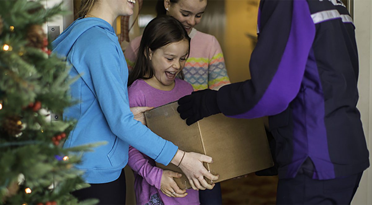 What to Expect from the 2020 Holiday Shipping Season - PostNet